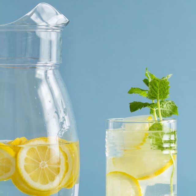 Lemon Infused Water - Green Healthy Cooking
